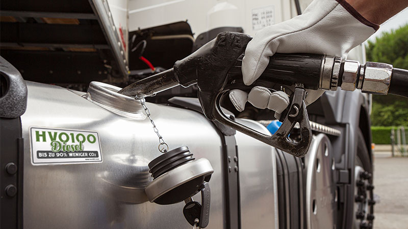 Detmold setzt auf HVO100: Kommunaler Fuhrpark wird klimafreundlicher ...